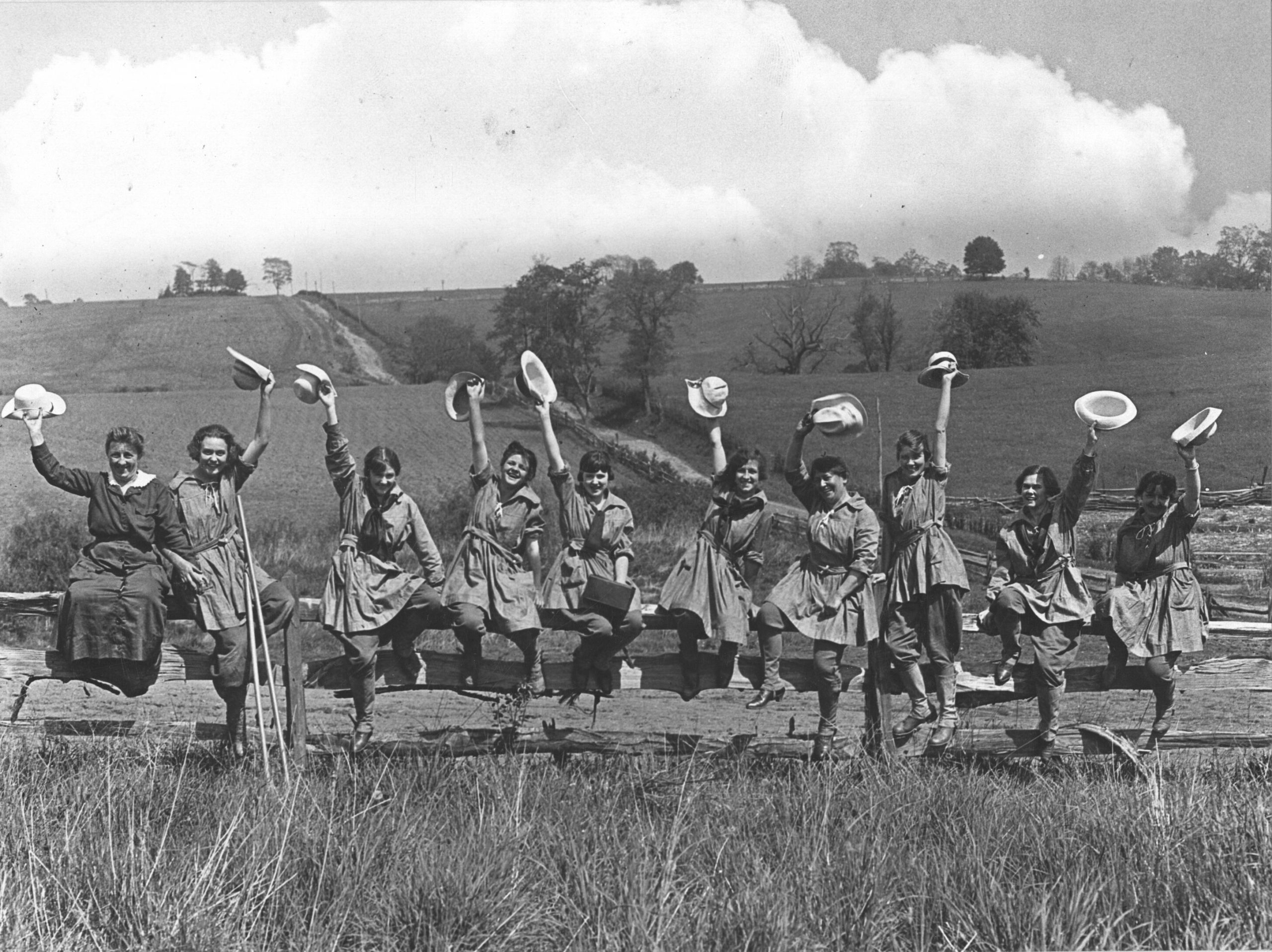 The Women of World War I in Photographs – The Unwritten Record