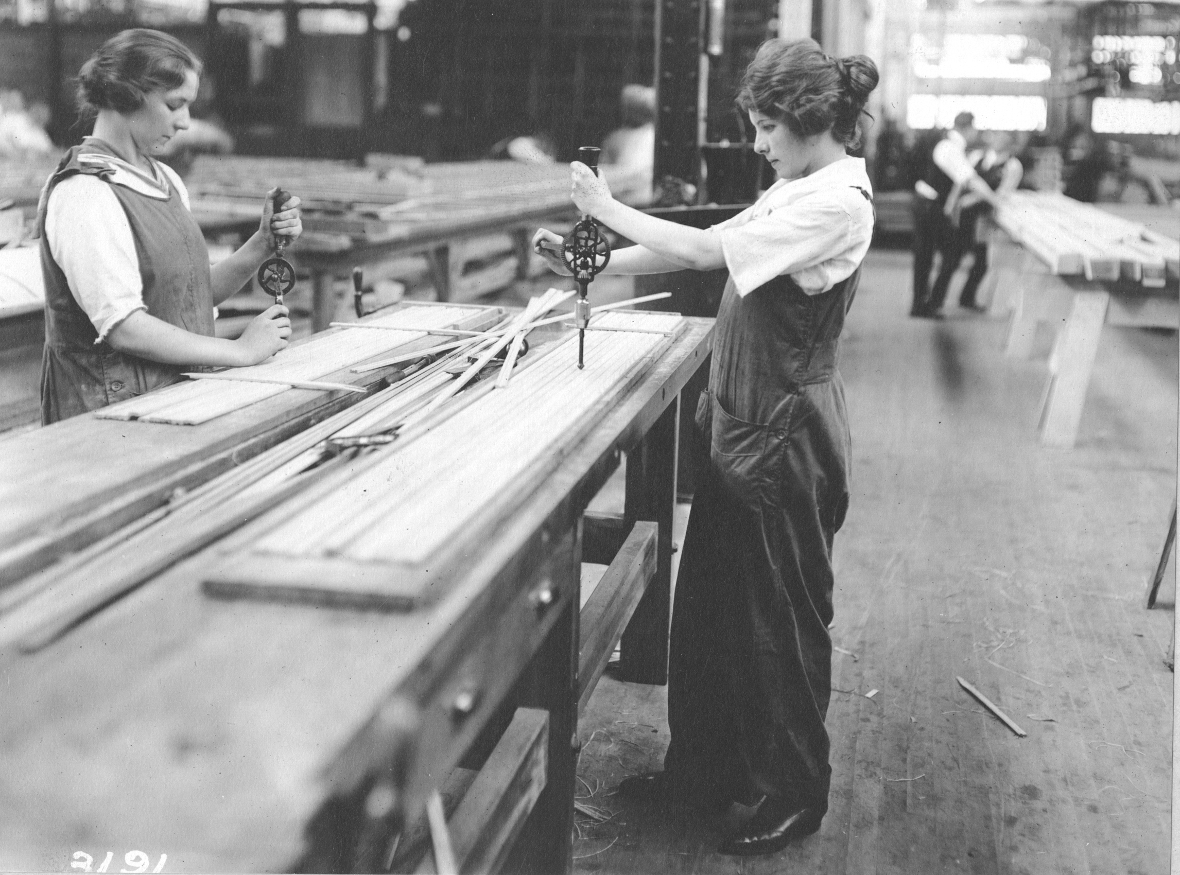 The Women of World War I in Photographs – The Unwritten Record